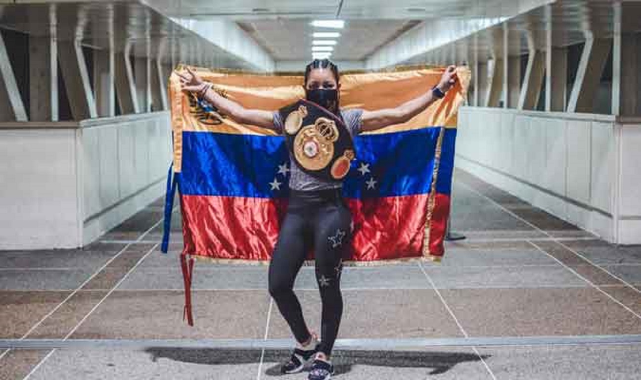 Eva Guzmán disfruta su título en peso mosca - Táchira Noticias